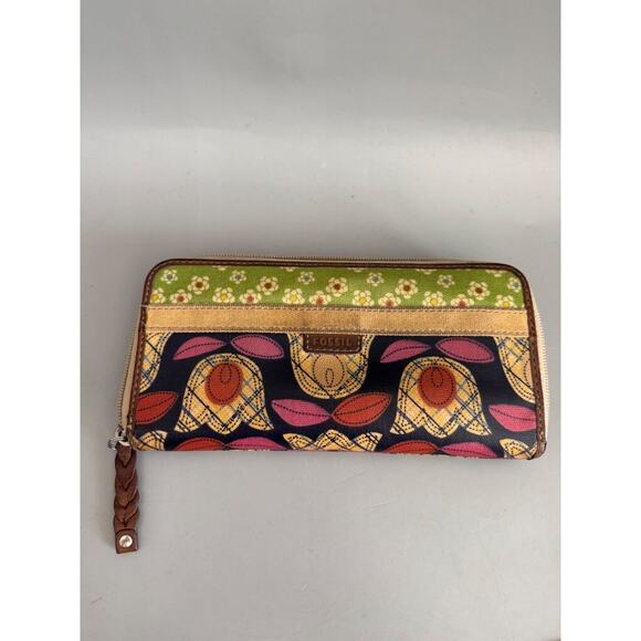 Fossil | Bags | Vintage Fossil Floral Coated Canvas Zip Around Id ...